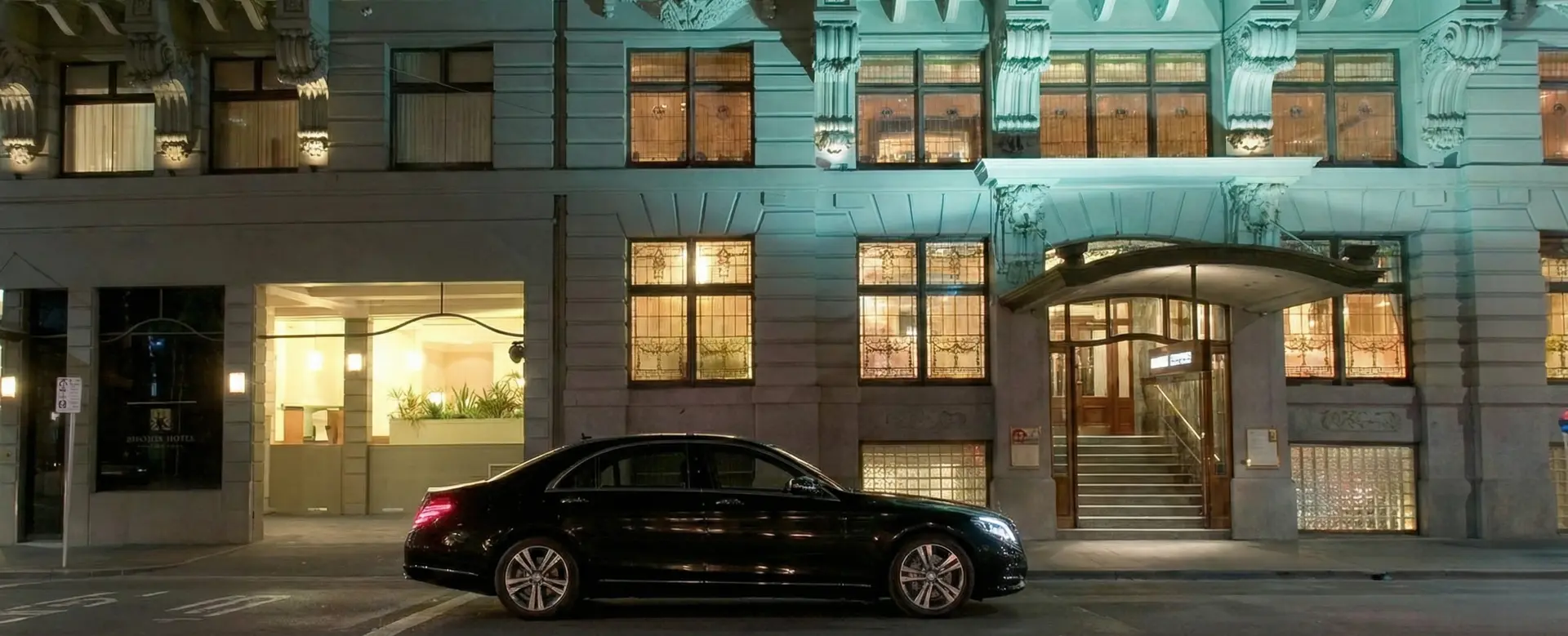 Melbourne Airport to Rendezvous Hotel Melbourne Transfer | Private ...